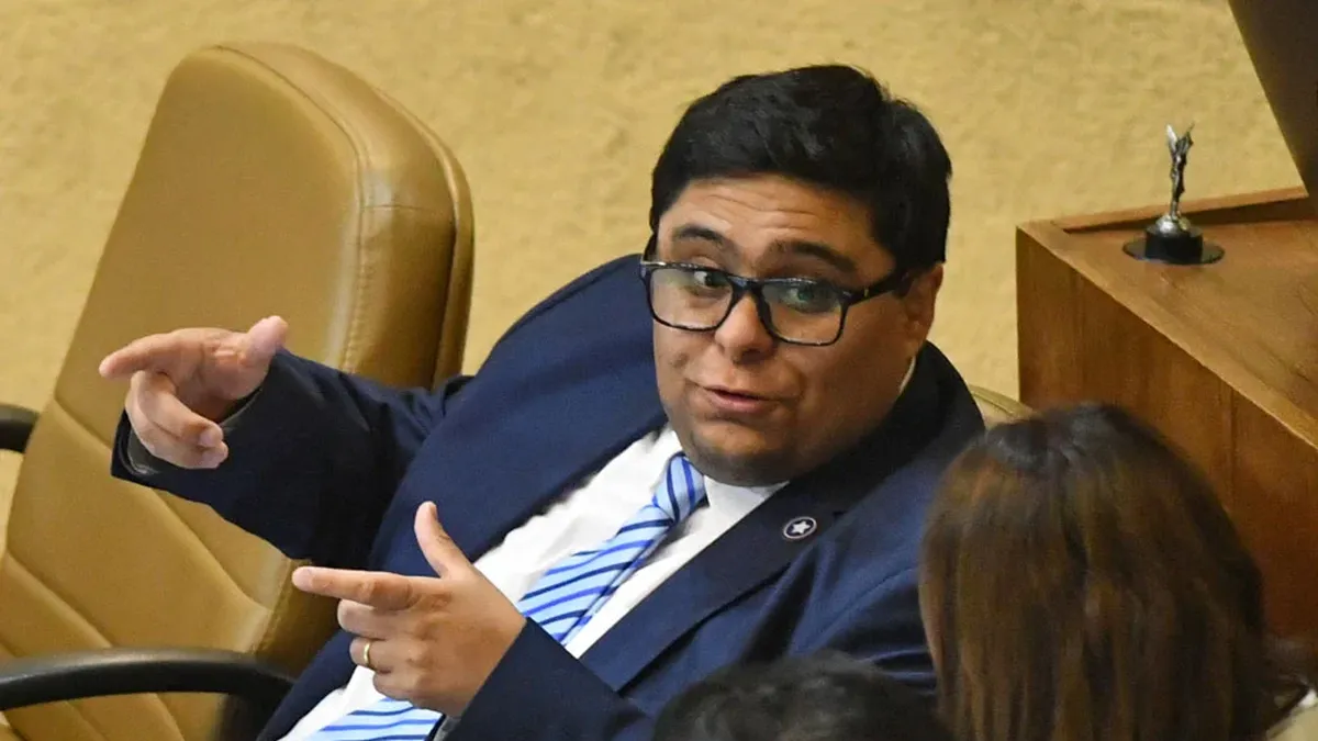 José Meza complica a republicanos y Kast: Será enviado a Comisión de ...